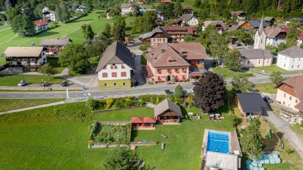 Landhof Waidegger Wirt - Hotel, Restaurant, Bar - Weissensee