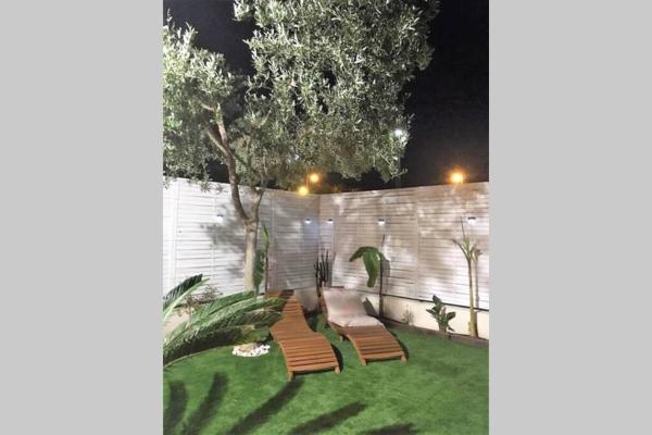 Chill Out Ground Floor Apartm +Private Garden+wifi - Almería