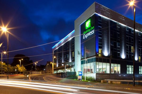 Holiday Inn Express Hamilton By Ihg - Strathaven