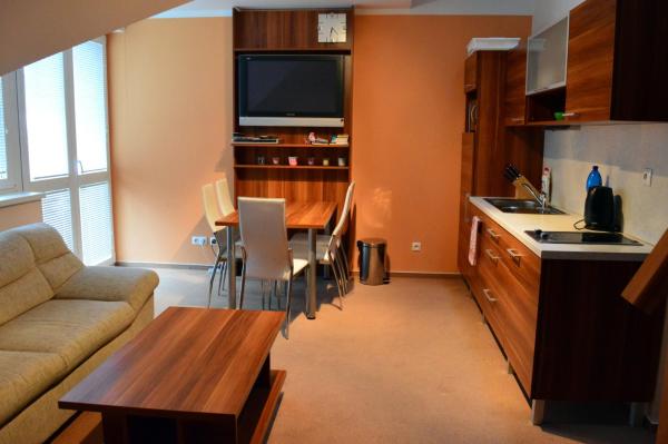 Apartmán G4 V Tatranskej ŠTrbe - Apartmánový Dom Golem - Štrbské Pleso