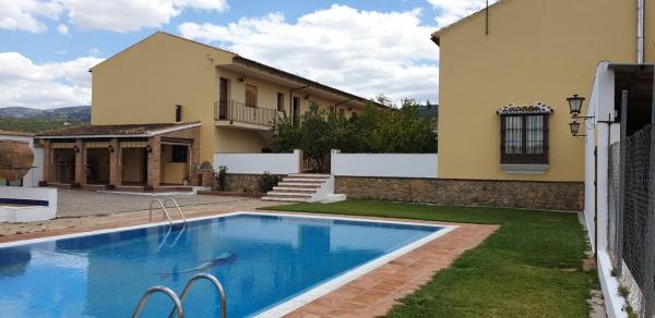 Apartamentos Cortijo Los Jacintos - Ronda