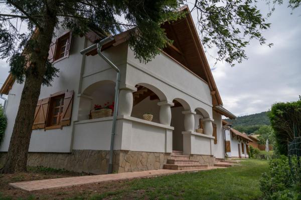 Hajnalka Apartment - Badacsonytomaj