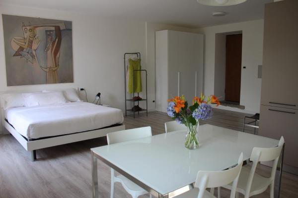 Le Campane Studio Apartment - Varenna