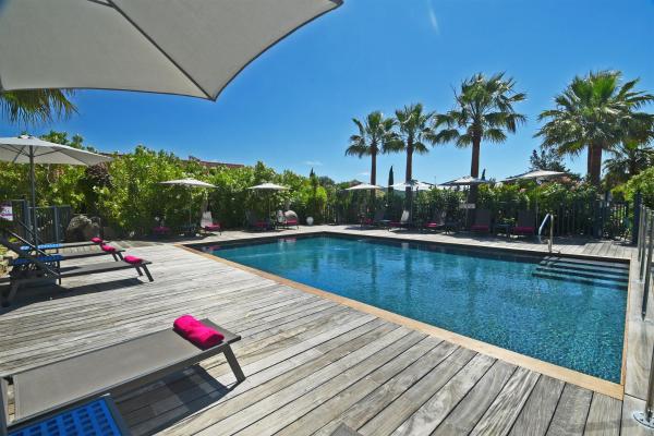 Chambre Supérieure Avec Terrasse Pour Séjour Plus Long - Corsica
