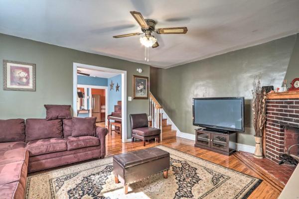 Suburban Home With Backyard Patio Less Than 7 Miles To Dtwn! - Hog Island – Philadelphia