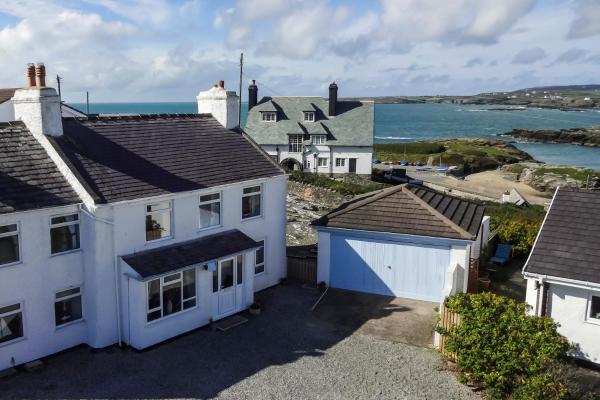 Porth Diana House - 4 Bed-sleep10-trearddur Bay - Trearddur Bay