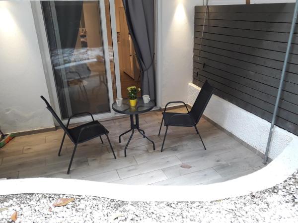 Kolonaki Luxury Backyard Studio - Cyclades