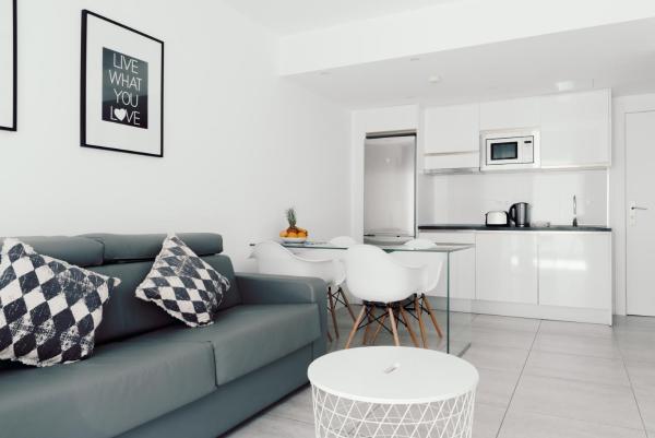 Carlito Holidayfv - Spain