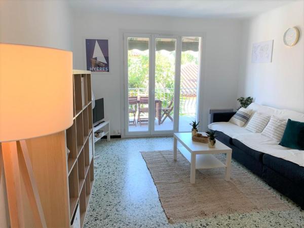 Beaux Appartements 3 Pièces Avec Espaces Extérieurs Et Parking - Proche Plage - Île de Porquerolles