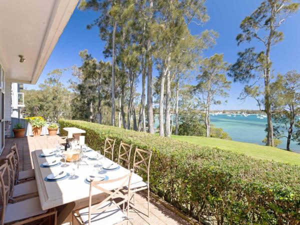 Corlette Waterfront 2 Waterfront Luxury Wi Fi Aircon Boat Parking - Salamander Bay