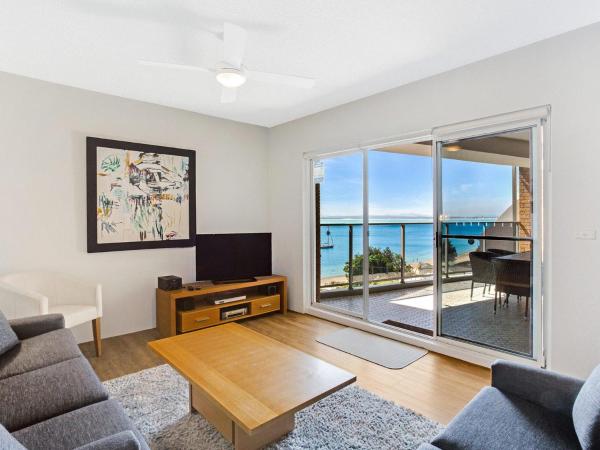 Kiah 10, 53 Victoria Parade - Stunning Views, Aircon And Close To The Marina - Anna Bay