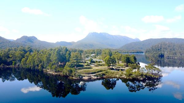 Tullah Lakeside Lodge - Tasmania