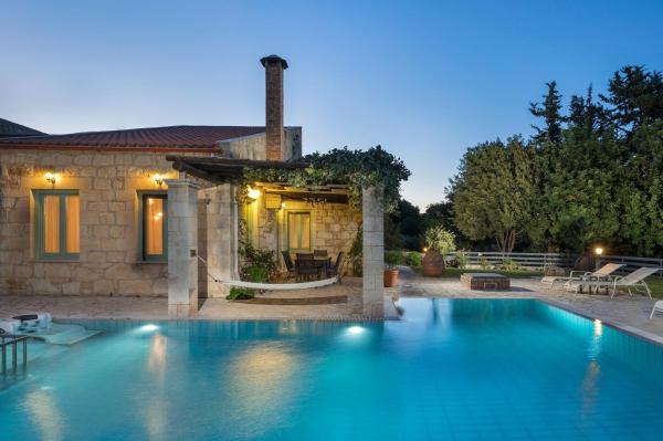 Boutique Villa Petra Amanda Heated Pool Optional - Greece