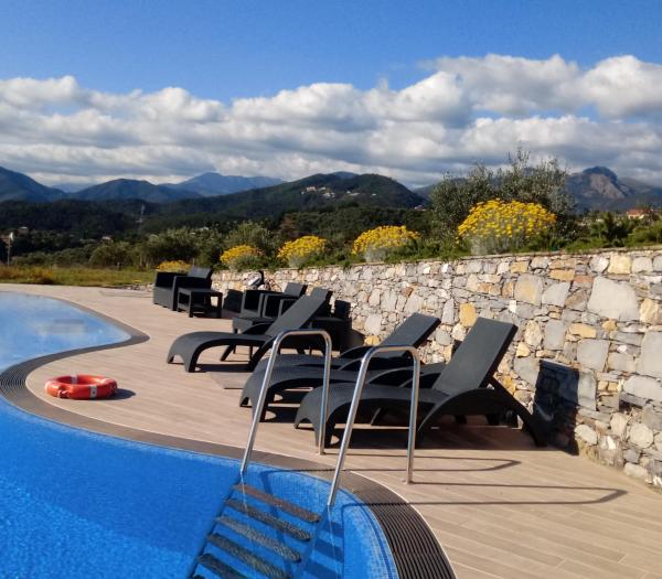 Appartamento Taggiasca Con Piscina - Riva Trigoso - Moneglia