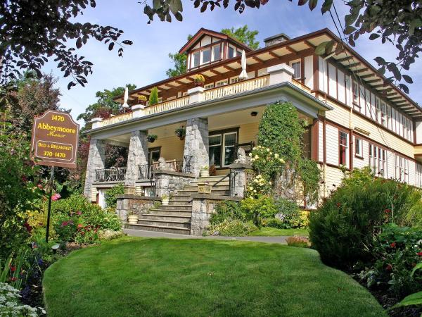 Abbeymoore Manor - Saanich