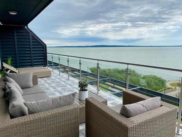 Royal Blue - Luxurious Flat With 5-star View Over Lake Balaton - Keszthely