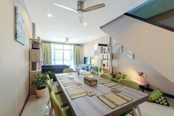 Modern Townhome At The Saturday Market And Old City - Chiang Mai