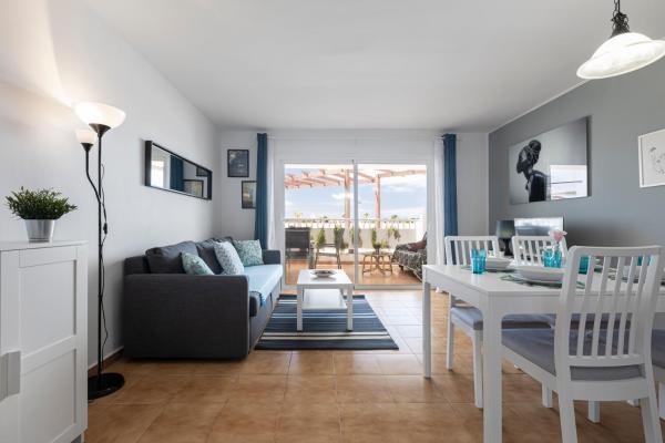 The Colors House (646), Con Vista Mar - Teguise