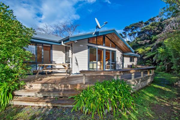 Pearl Retreat - Mangawhai Heads Holiday Home - Mangawhai Heads
