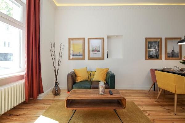 4 Personen Altbau Apartment Nahe Kurfürstendamm - Romeo & Julia - Berlin Tegel Airport (TXL)