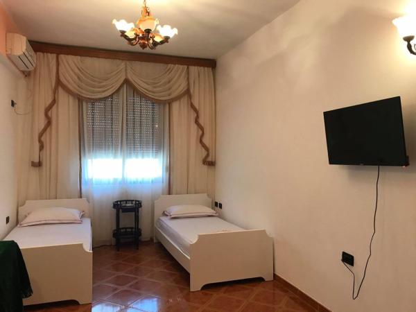 Apartment Hoxhaj - Vlorë