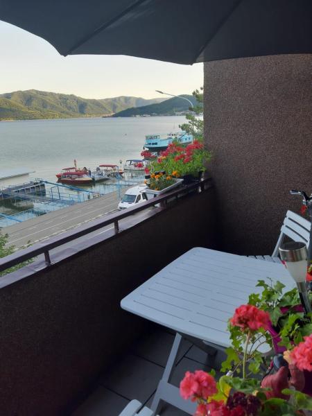Apartament Eduard - Orșova