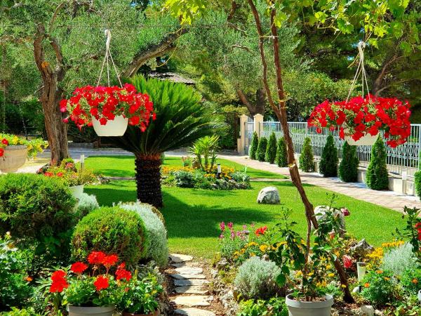 Guest House Antonia - Brela