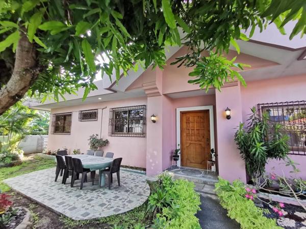 Magayon Pink House - Legazpi City