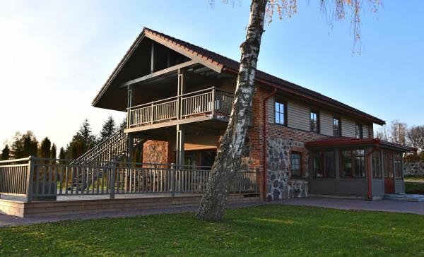 Riverside Villa - Estonia