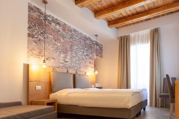 Epoche Hotel Zanella 1889 - Nago–Torbole