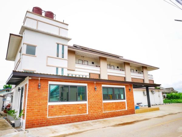 Fang Villa Hotel - Mae Ai District