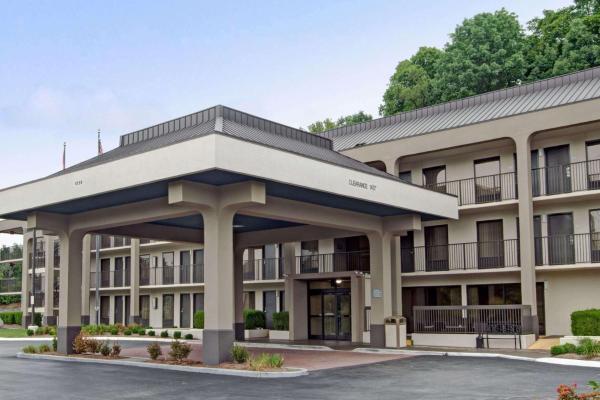 Baymont By Wyndham Nashville Airport