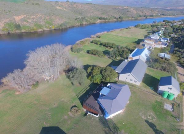 Staples House - Living The Breede - Malgas