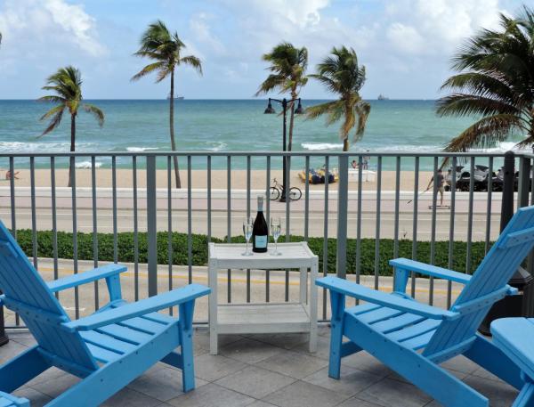 Snooze - Fort Lauderdale, FL