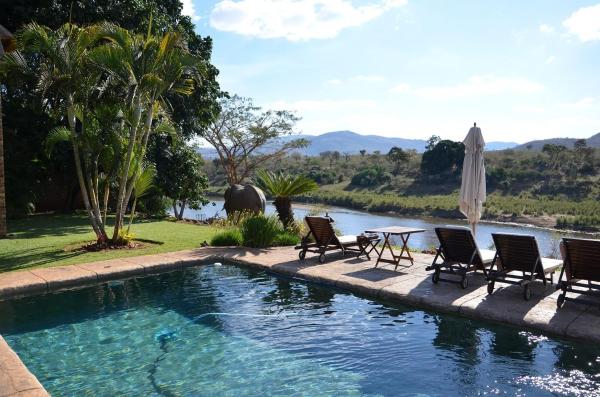 Khandizwe Kruger Villa - Malelane