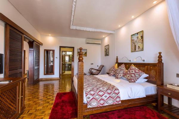 Travellers Beach Hotel & Spa - Kenya