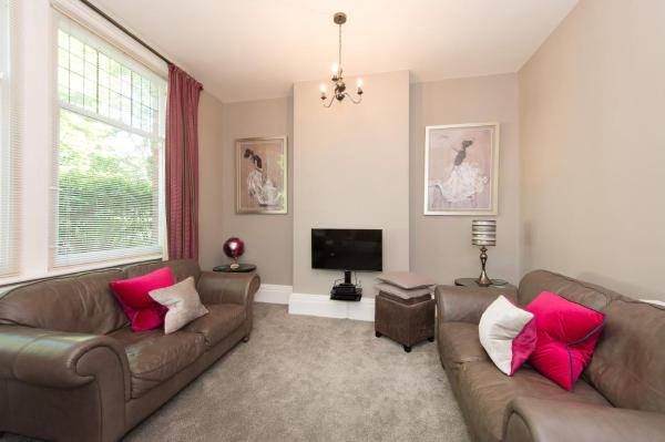 Albany House By Harrogate Serviced Apartments - Ripley Castle