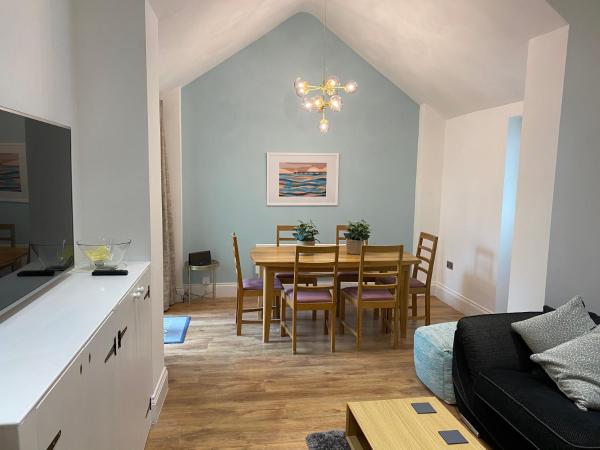 Superb 2 Beds 2 Baths New Apartment W/ Garden+patio - Bournemouth