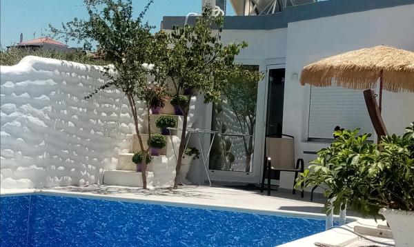 Maria's Little Treasure - Crete