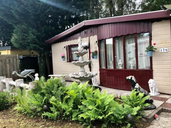 Retro Relax Resort Midden In Het Bos Op De Veluwe In Putten - Harderwijk