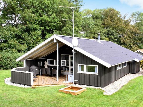 Tranquil Retreat In Mommark - By Traum Ferienwohnungen - Denmark