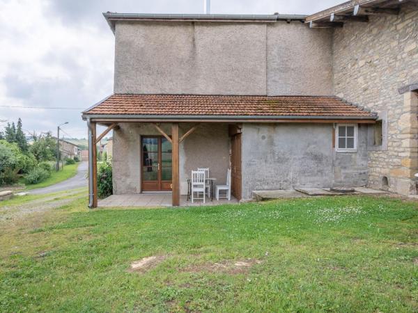 Vintage Holiday Home With Private Garden - Stenay