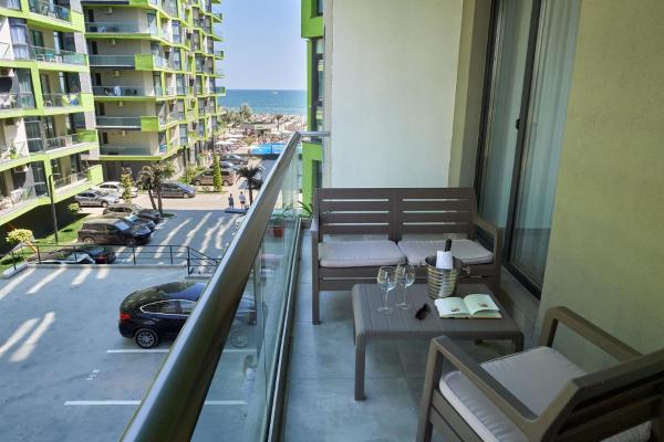Submarine Apartment Spa N Pool Beach Resort - Constanța