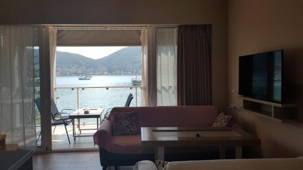 Ola Kala Apartments And Rooms - Lefkada