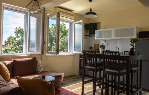 Apartment With Seaview - Opatija