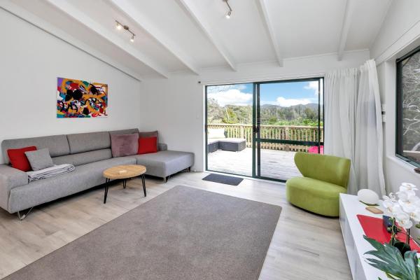 Lofty Te Haumi - Paihia Holiday Home - Paihia