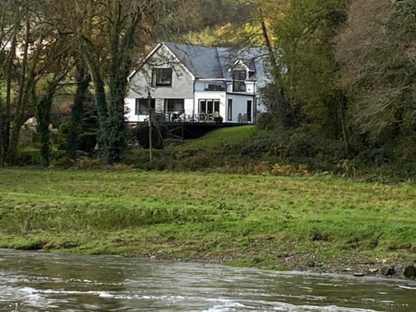 Riverside Stay - Tavistock