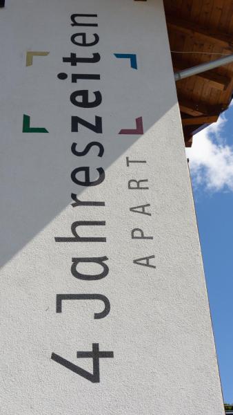 4 Jahreszeiten - Ladis