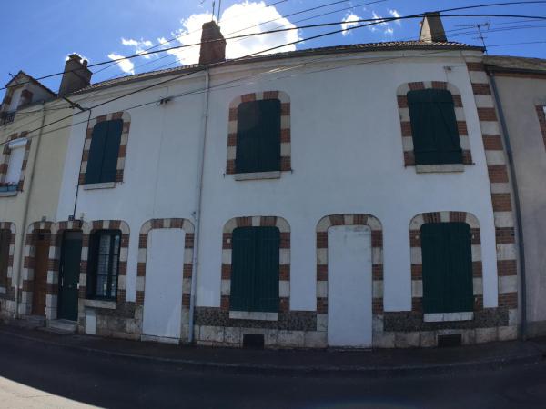 Appartement Meublé 6 - 15 Min Dampierre - 25 Min Belleville - Wifi - Gien