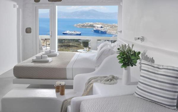 Crystal Suites - Miconos